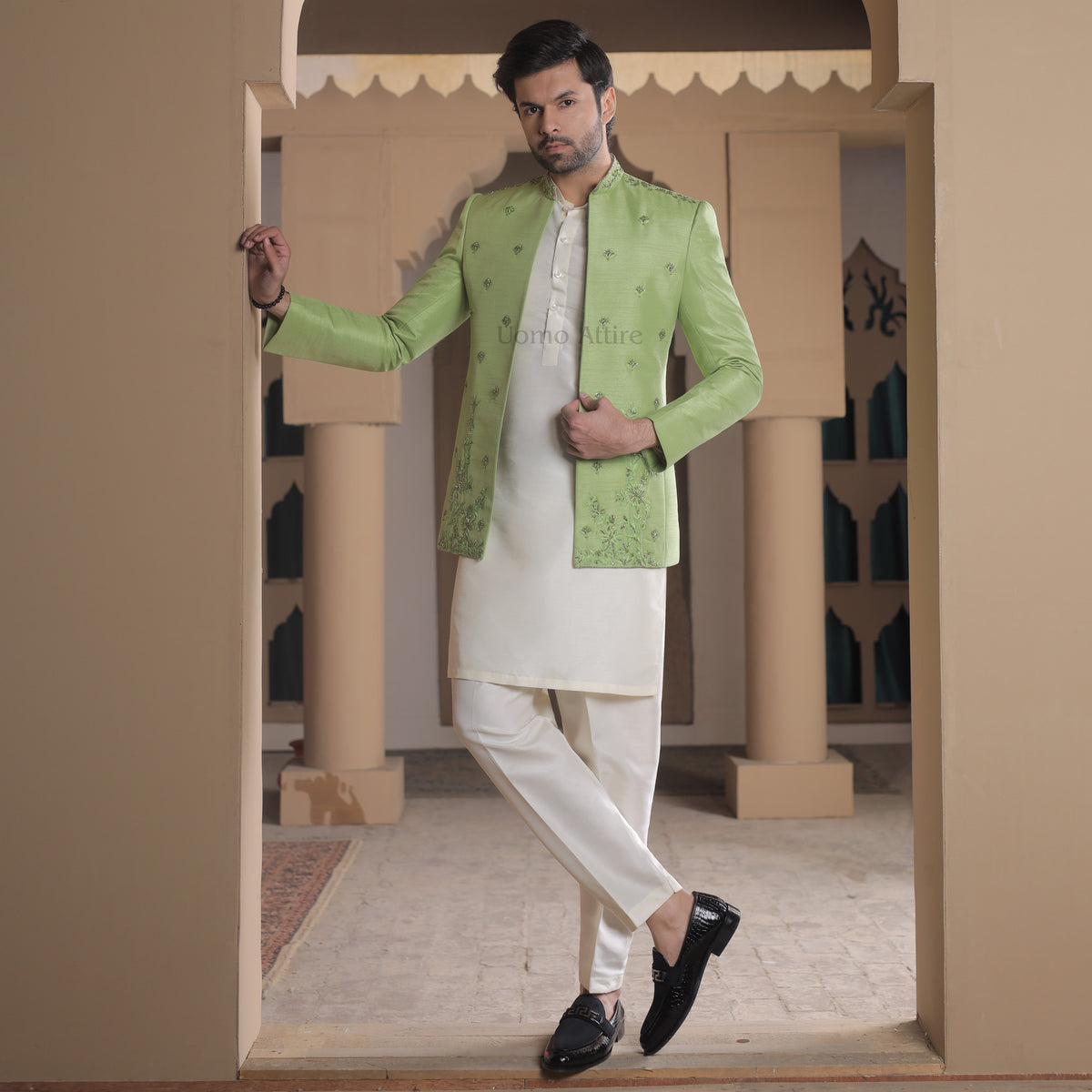 Luxury Prince Coat for Mens with Floral Embellishments and White Kurta ...
